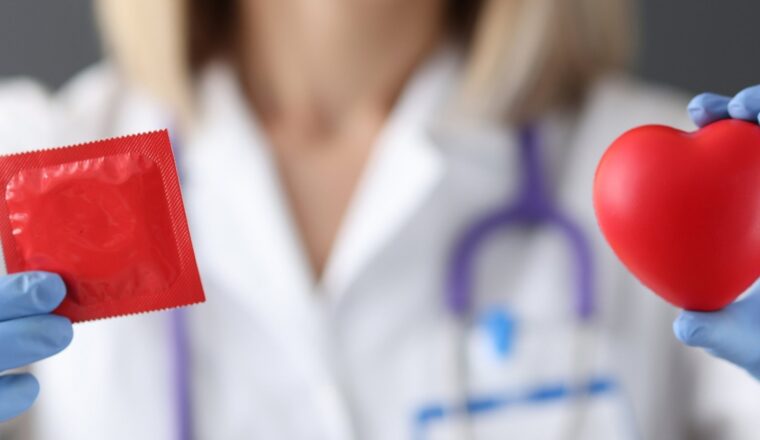 VIH/SIDA: ¿qué es, qué síntomas tiene y cómo se contagia? - Viviendo La ...